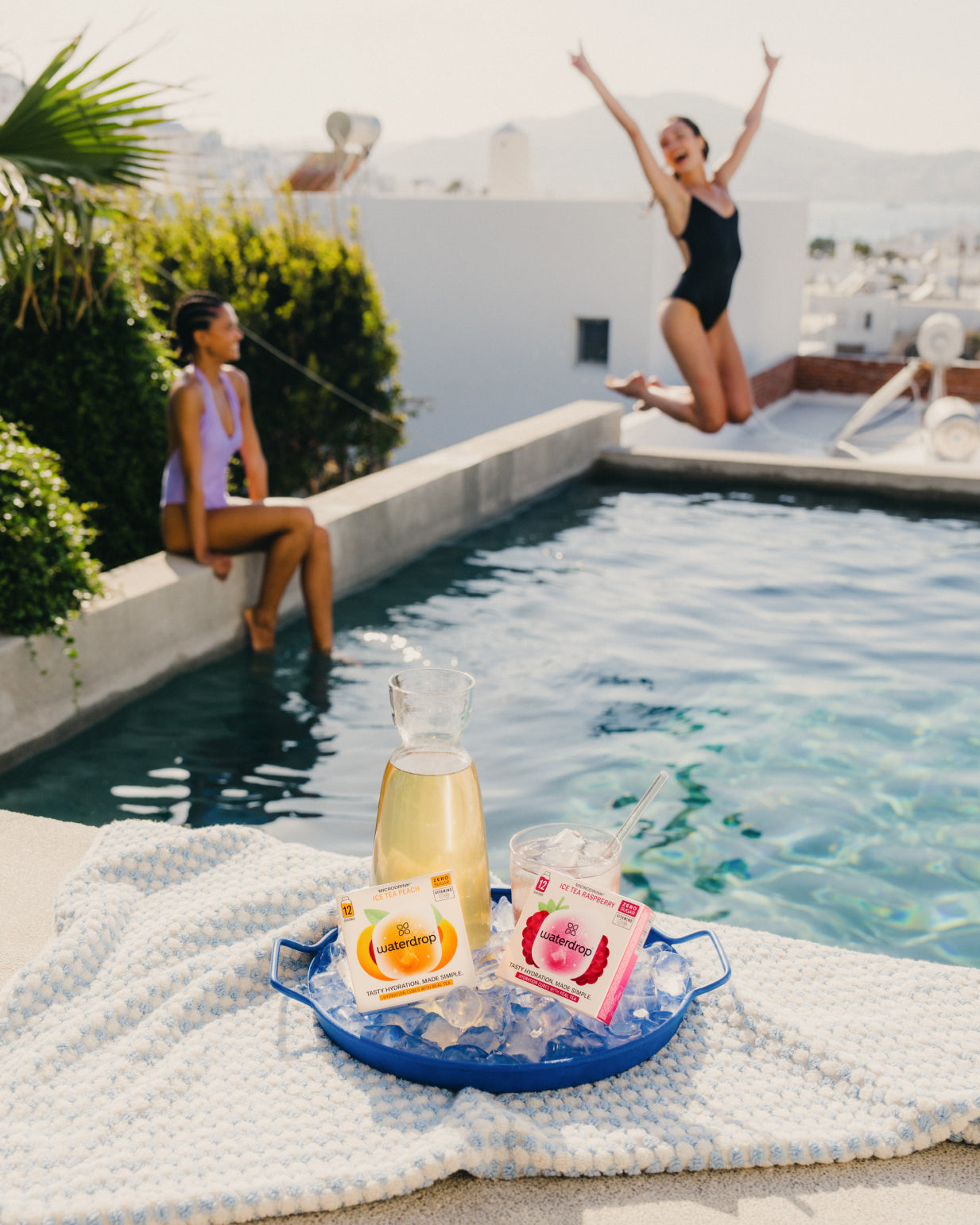 ICE TEA Flavoured water by waterdrop® | Zero Sugar